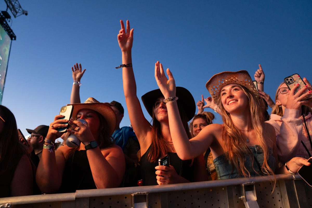Your Guide to 15 Can’t-Miss Summer Events in Oshkosh