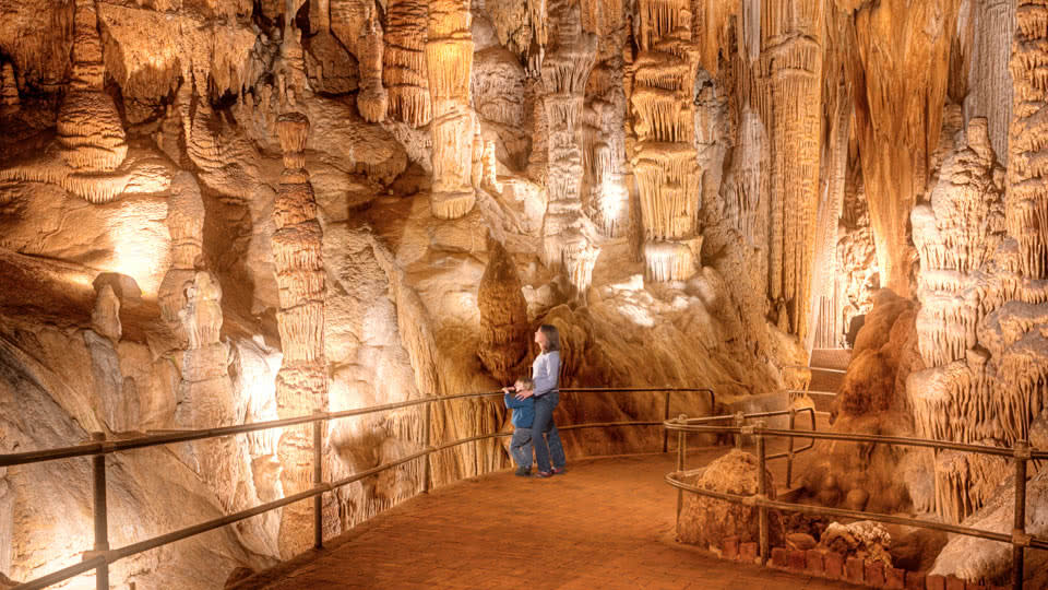 Luray Caverns in Page County| Tickets, Tours & Discounts