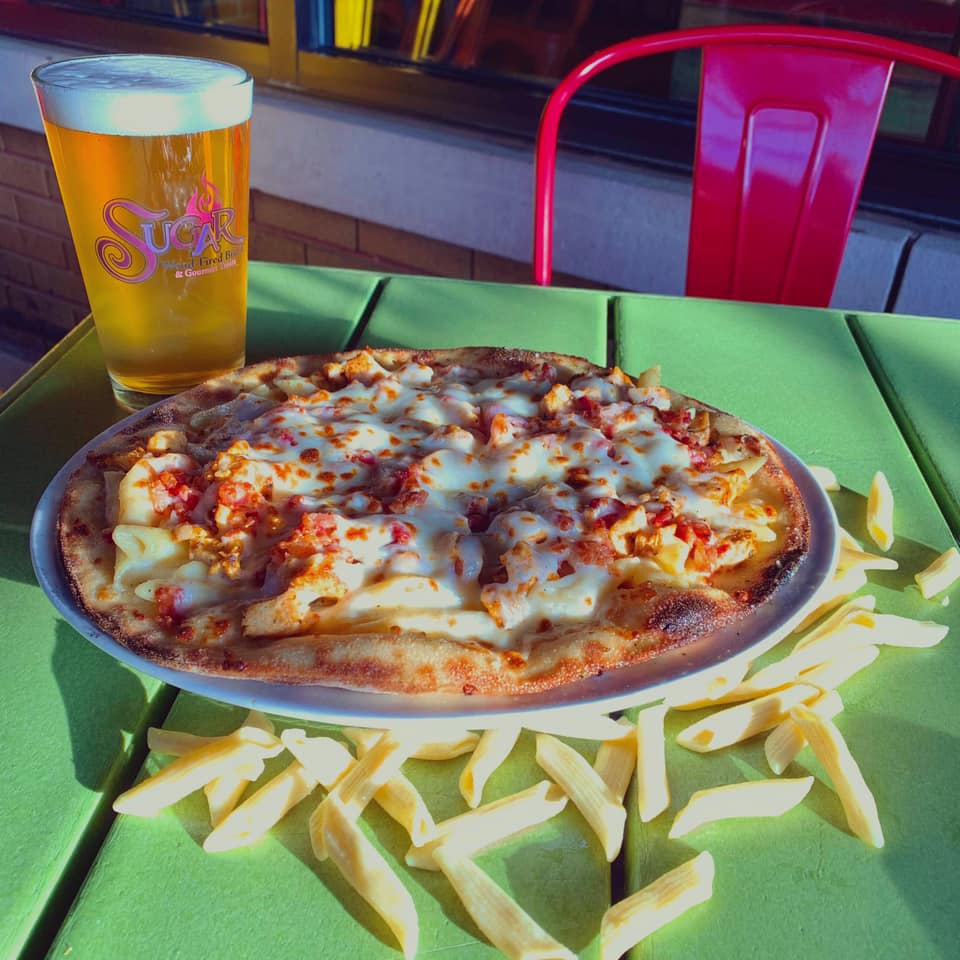 5 Greater Peoria Spots for a Cold Beverage & a Slice of Pizza