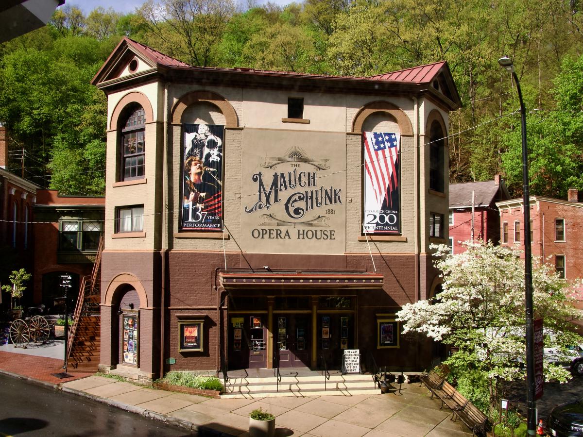 Visit Jim Thorpe, PA | History, Mountain Town Vibes & Arts