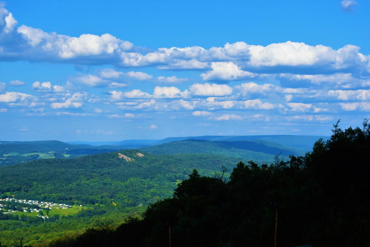 Pocono Mountains - Escort Notes | Facts, History & Firsts