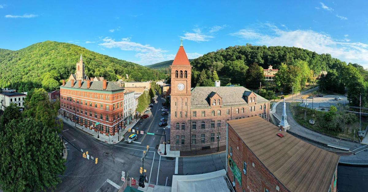 Explore the Town of Jim Thorpe: Road Trips to the Poconos