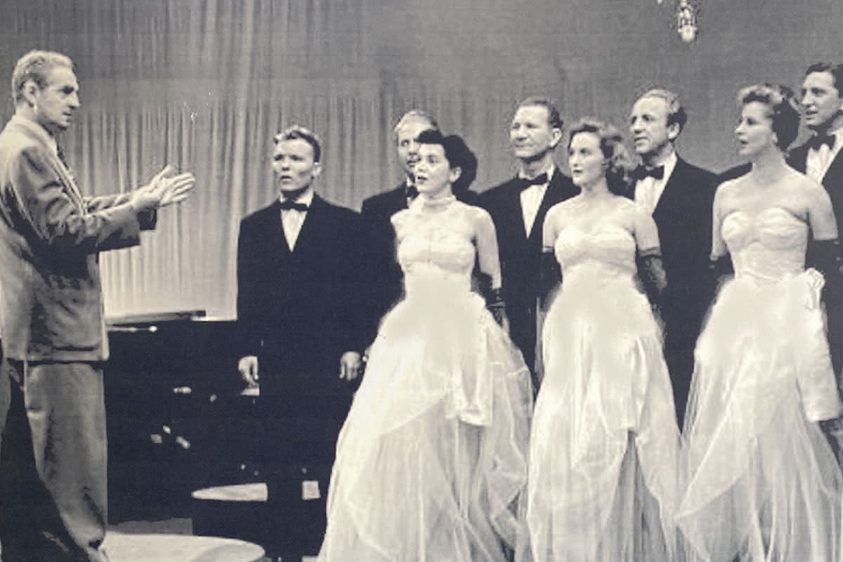 Fred Waring's Pennsylvanians Return to The Castle Inn in Delaware Water ...