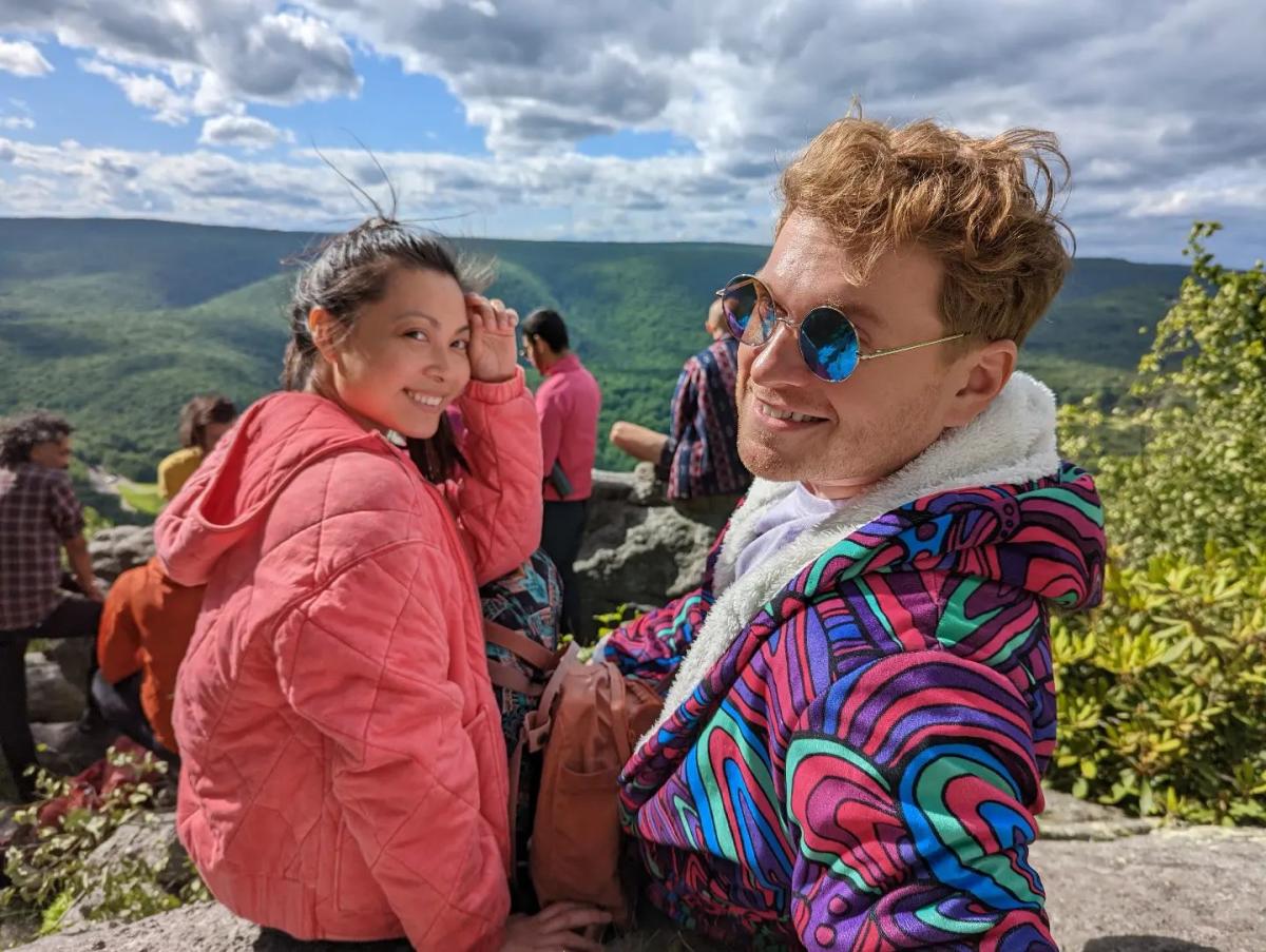 Best Hikes In The Poconos | Dog-Friendly & Waterfall Hikes