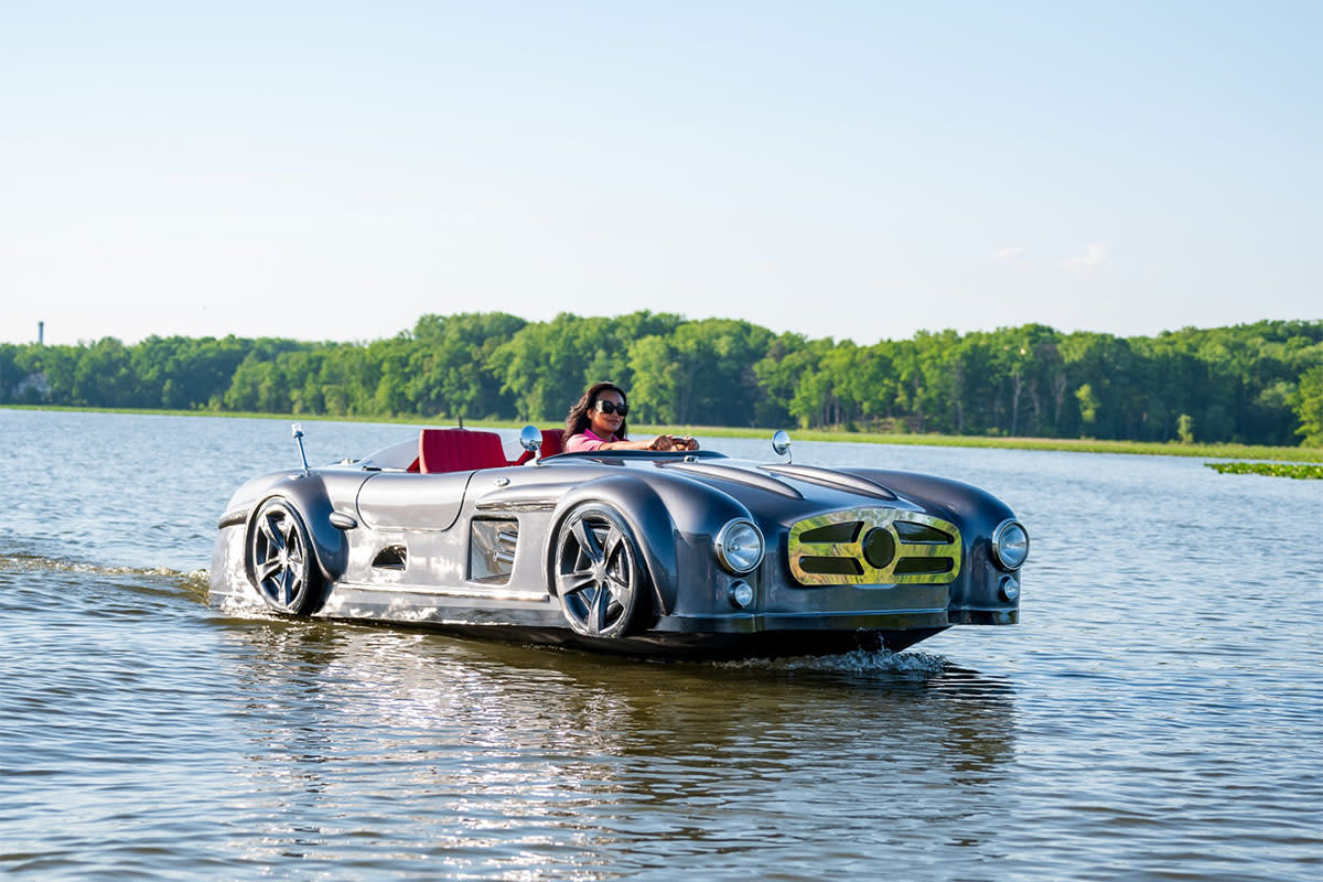 District Exotic Jetcars Introduces Luxury Speedboats with Sports Car ...