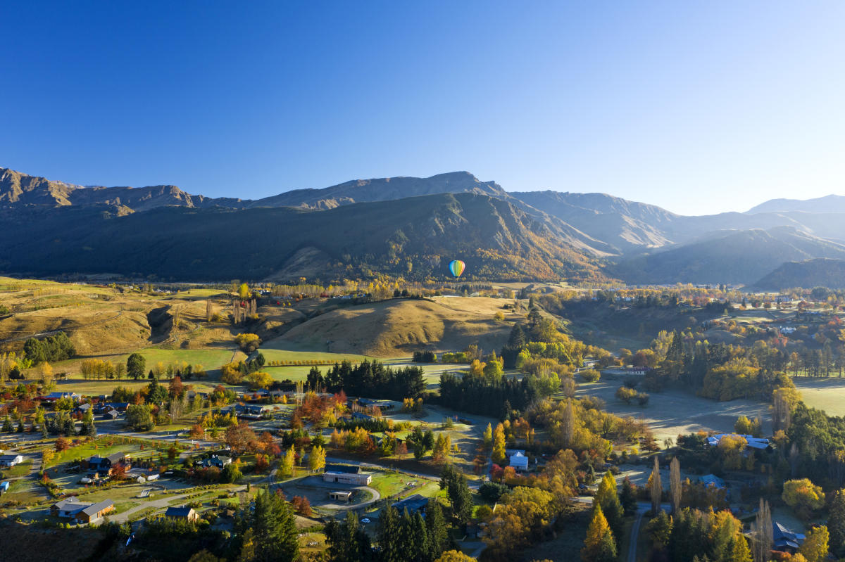 Arrowtown Walks: Explore Arrowtown on Foot | Queenstown NZ