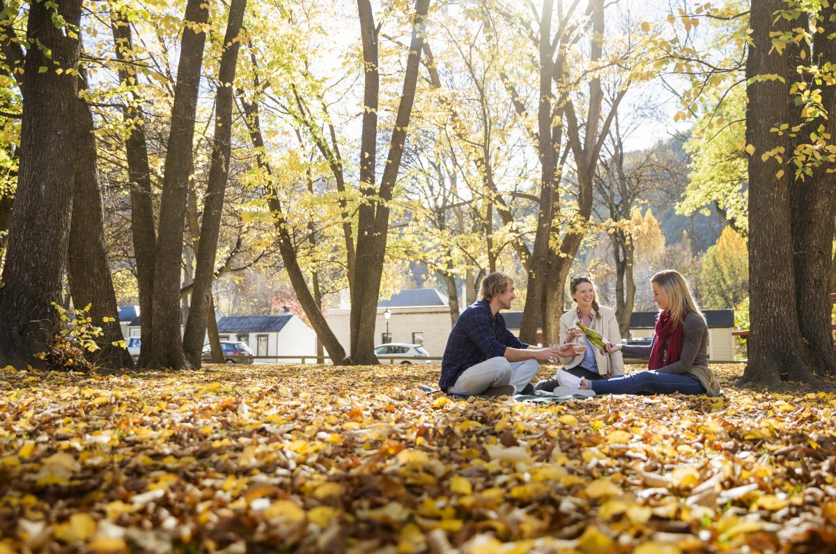 The Best Places to See Autumn Colours | Queenstown, NZ