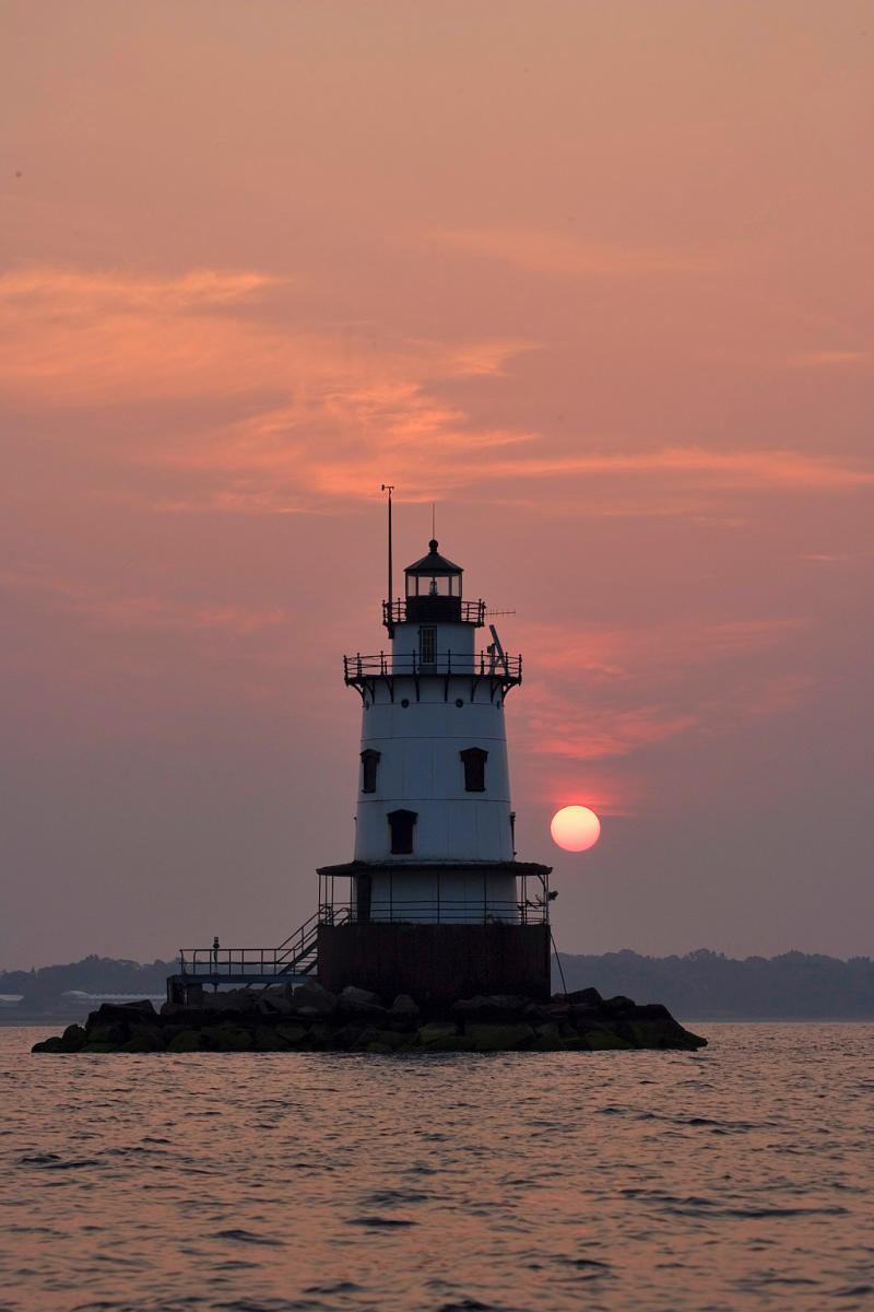 Rhode Island Lighthouses | Block Island, Newport & Providence