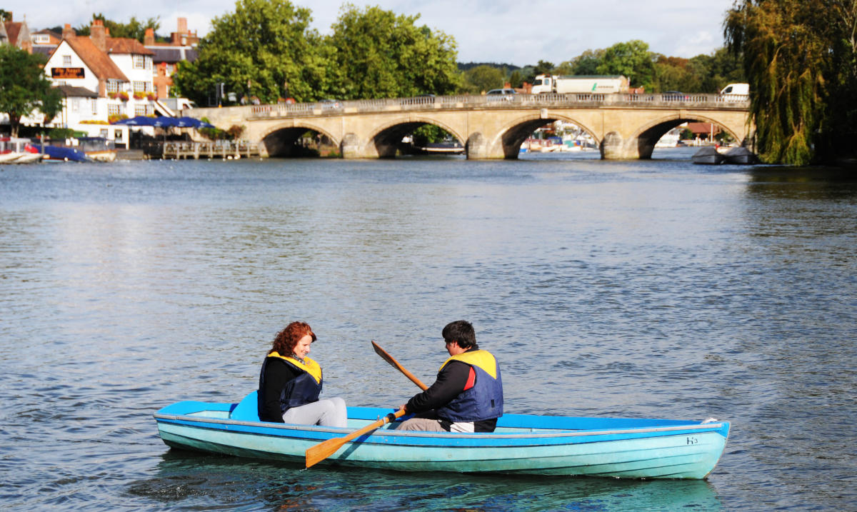 Base | Henley Riverside Stroll - 2 miles