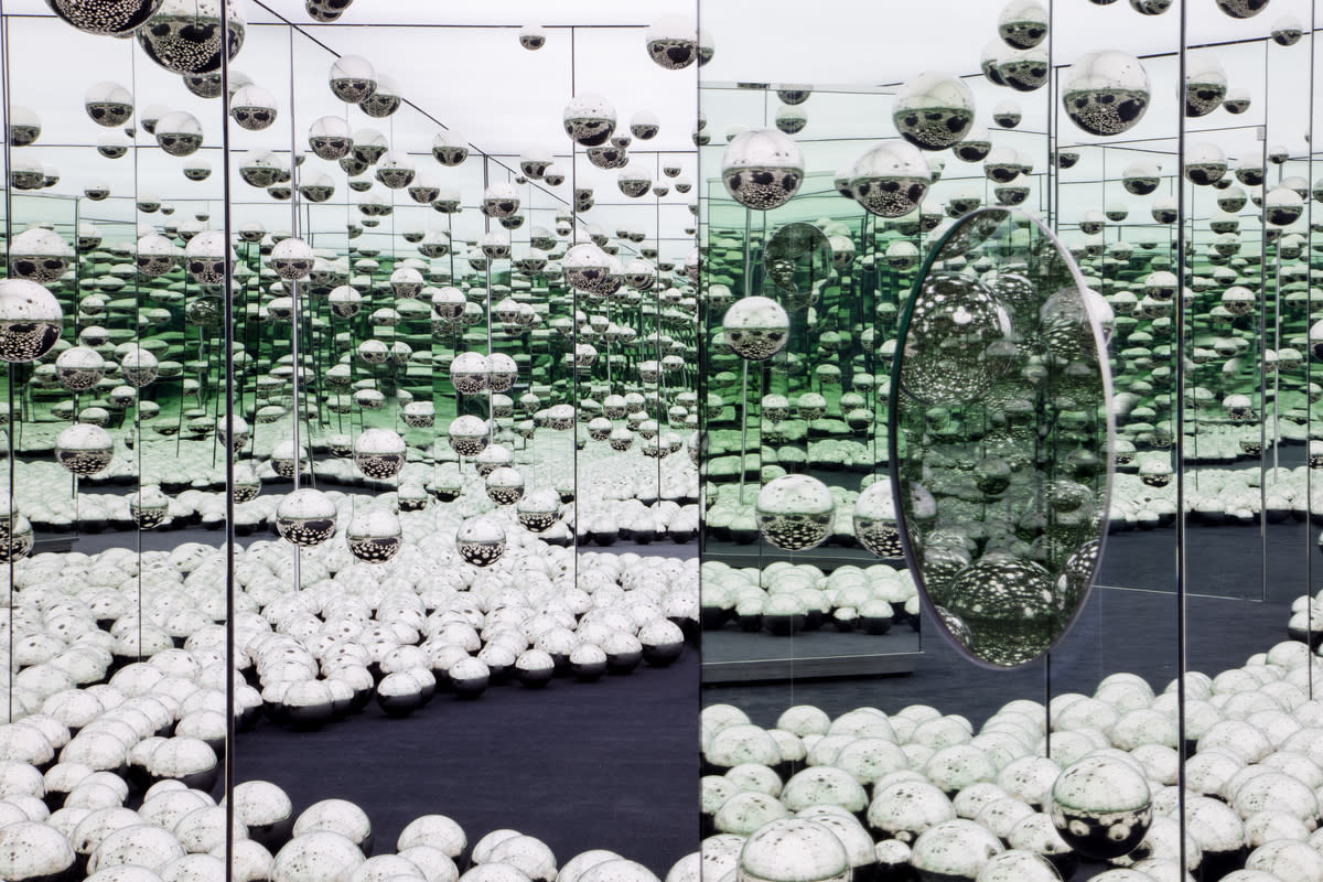 The Memorial Art Gallery in Rochester, NY Presents Yayoi Kusama’s INFINITY MIRRORED ROOM – LET’S ...