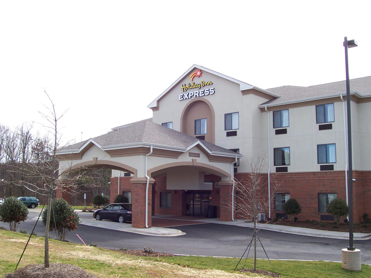 Hotels and Motels in Lake Lure and The Blue Ridge Foothills