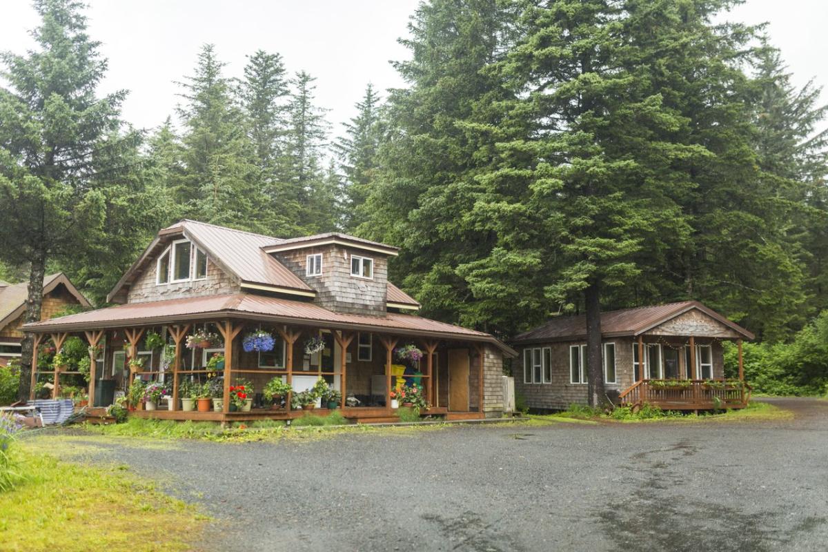 Member Spotlight: Angels Rest on Resurrection Bay