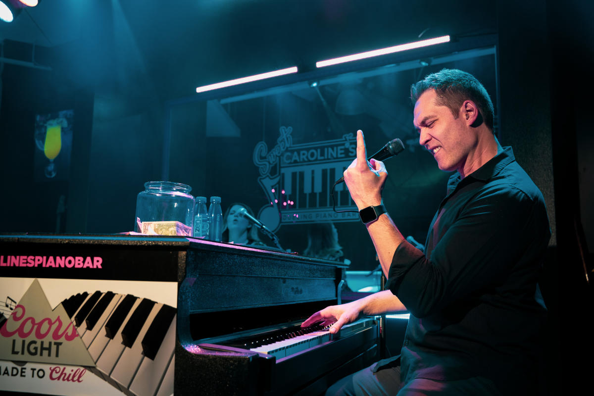 Sweet Caroline's Dueling Piano Bar | Shreveport-Bossier