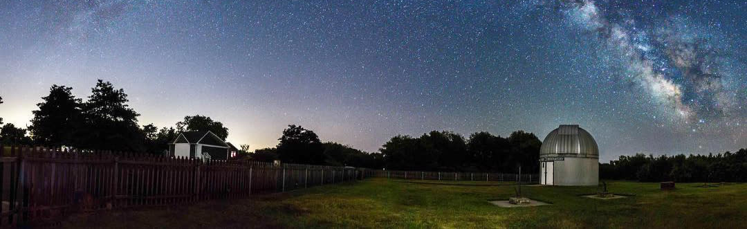 Stargazers visit Frosty Drew Observatory in Charlestown, RI for the ...