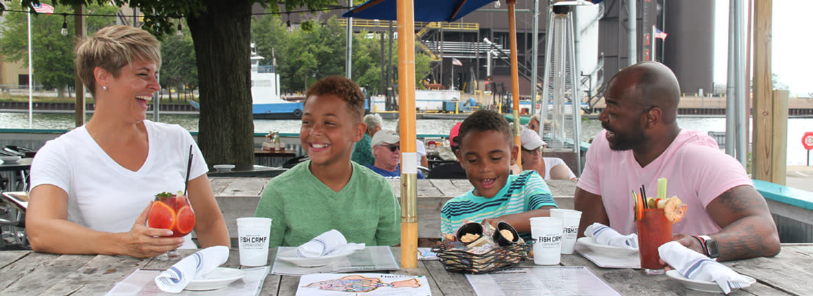 Outdoor Dining | Restaurants with Outdoor Seating in NW Indiana