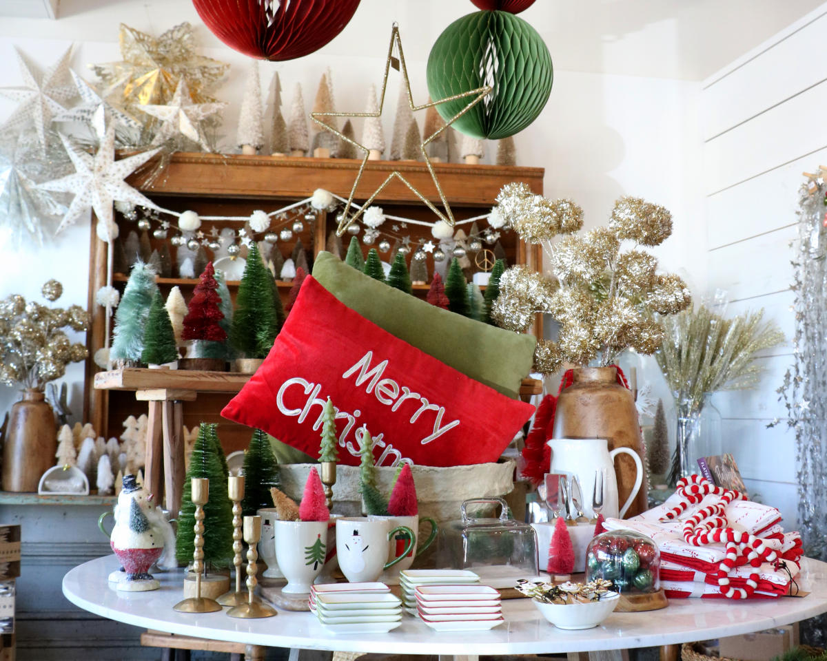 20 Businesses Near Springfield, Missouri That Deck The Halls This ...