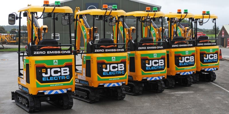 Major Order for Staffordshire-built Electric Digger