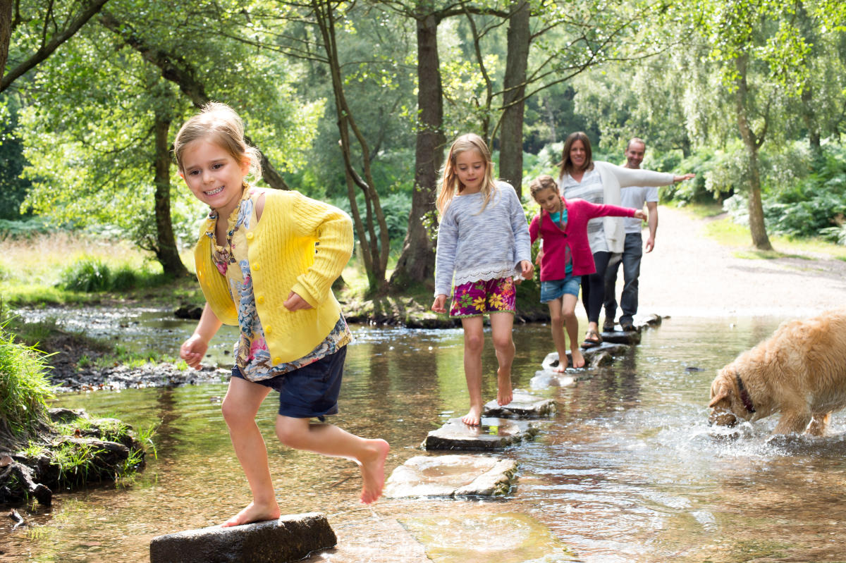 Cheap Family Days Out in Staffordshire | 30 Days Out Under 30 pounds