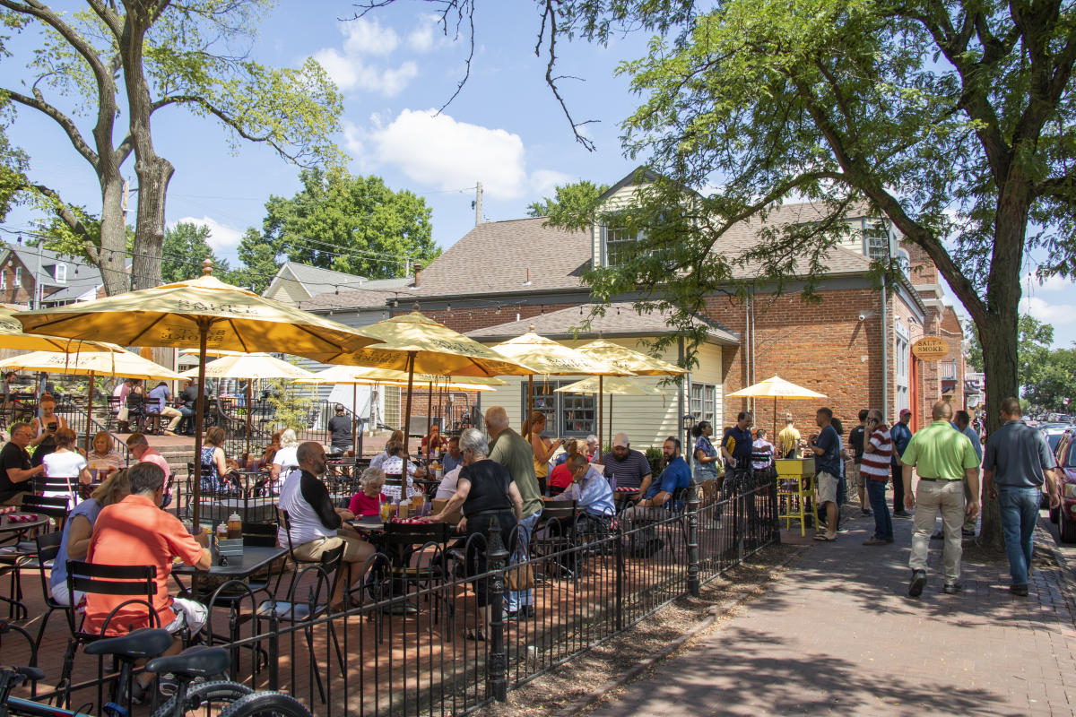 About St. Charles, MO | Restaurants, Events, Wineries & Hotels