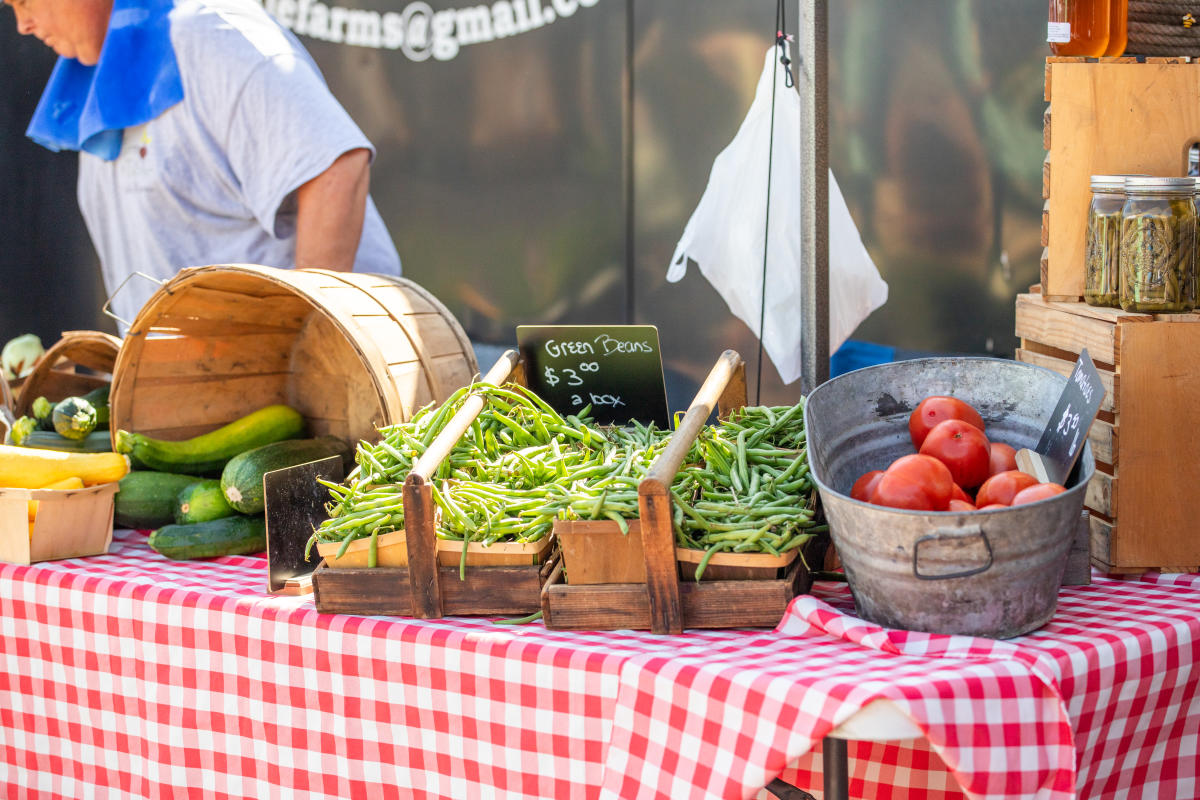 St. Charles Market on Main | Seasonal Guide and Tips