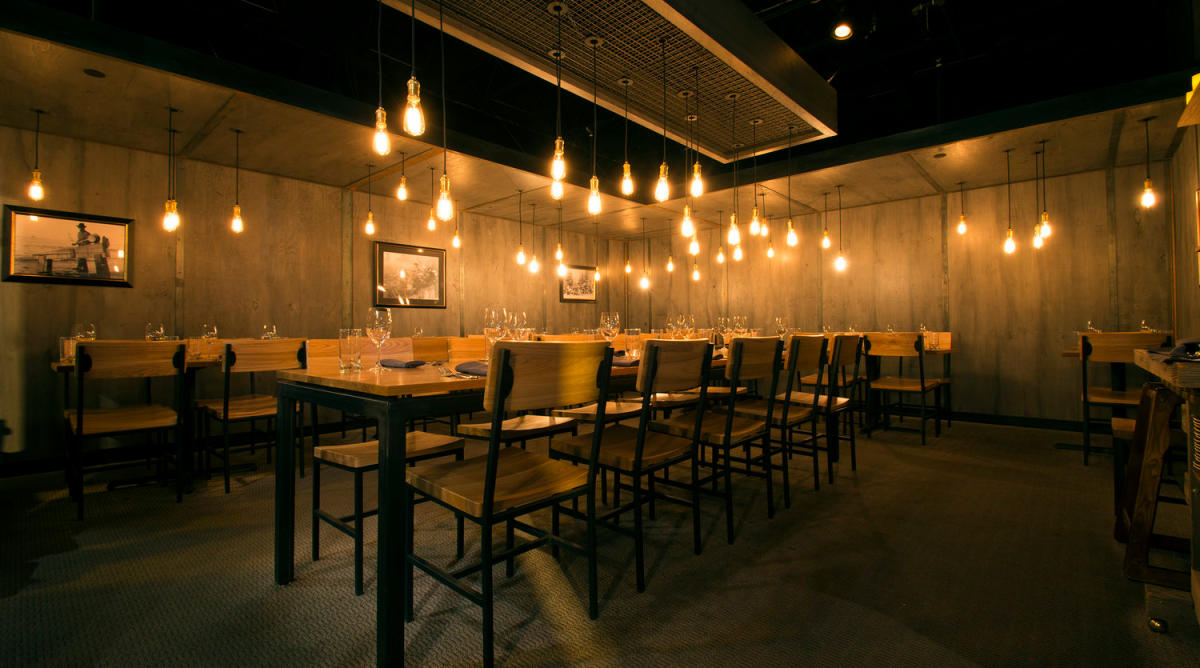 Table 79 Foodbar Steamboat Springs | Cabinets Matttroy