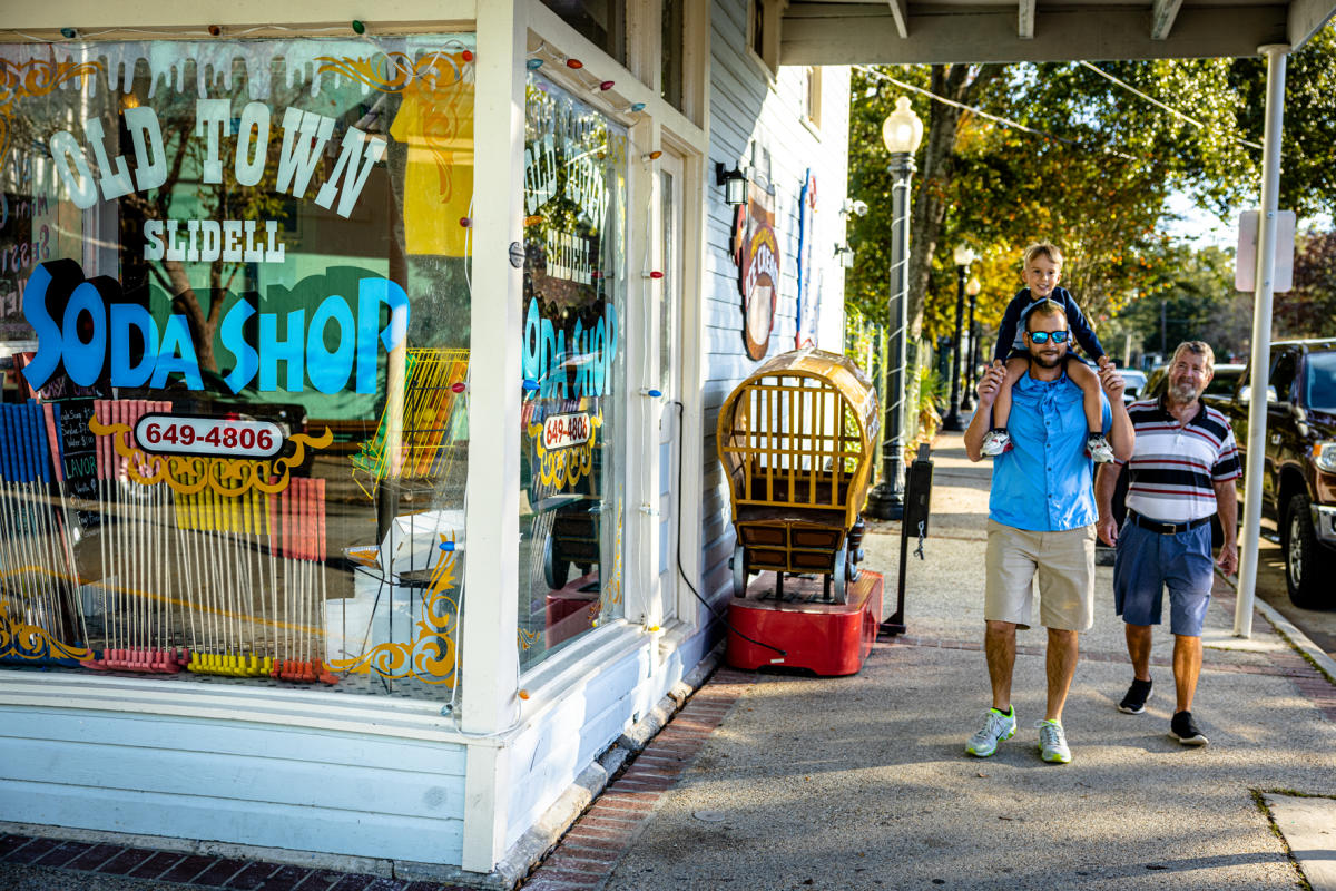 Things To Do in Slidell | Swamp Tours & Lunch on The Bayou