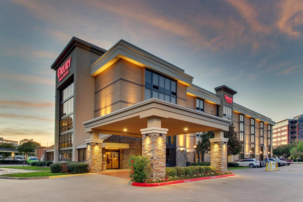 Drury Inn & Suites Giveaway