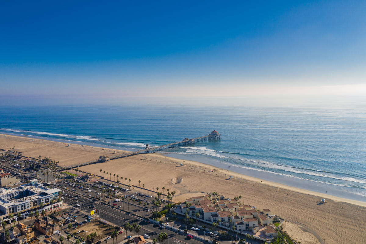 Three Great Reasons to Travel to Huntington Beach During the Week