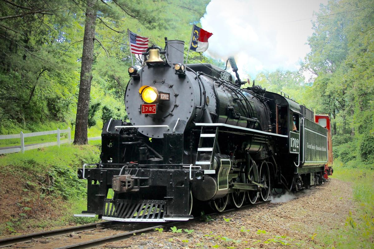 Steam Train Excursions from Bryson City Take you to the Nantahala Gorge ...