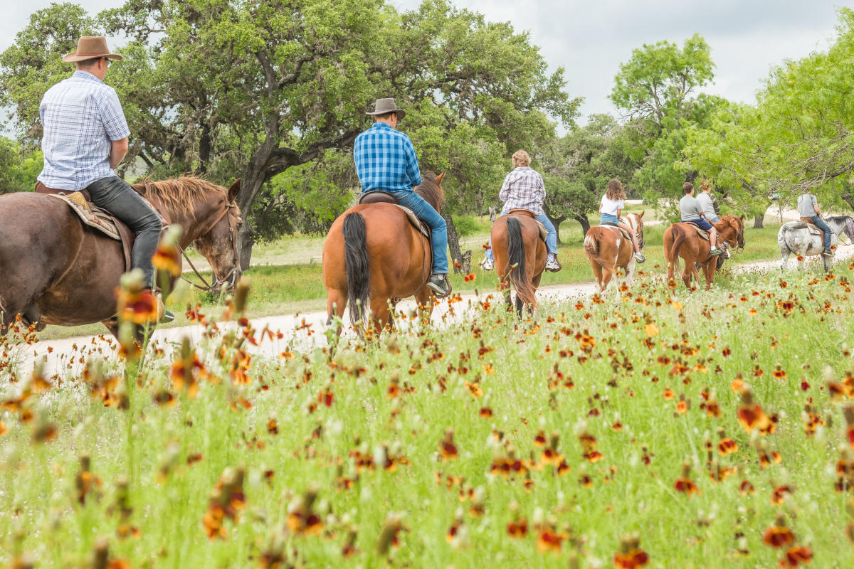 Guest Ranches In Texas | Family Friendly Places To Stay