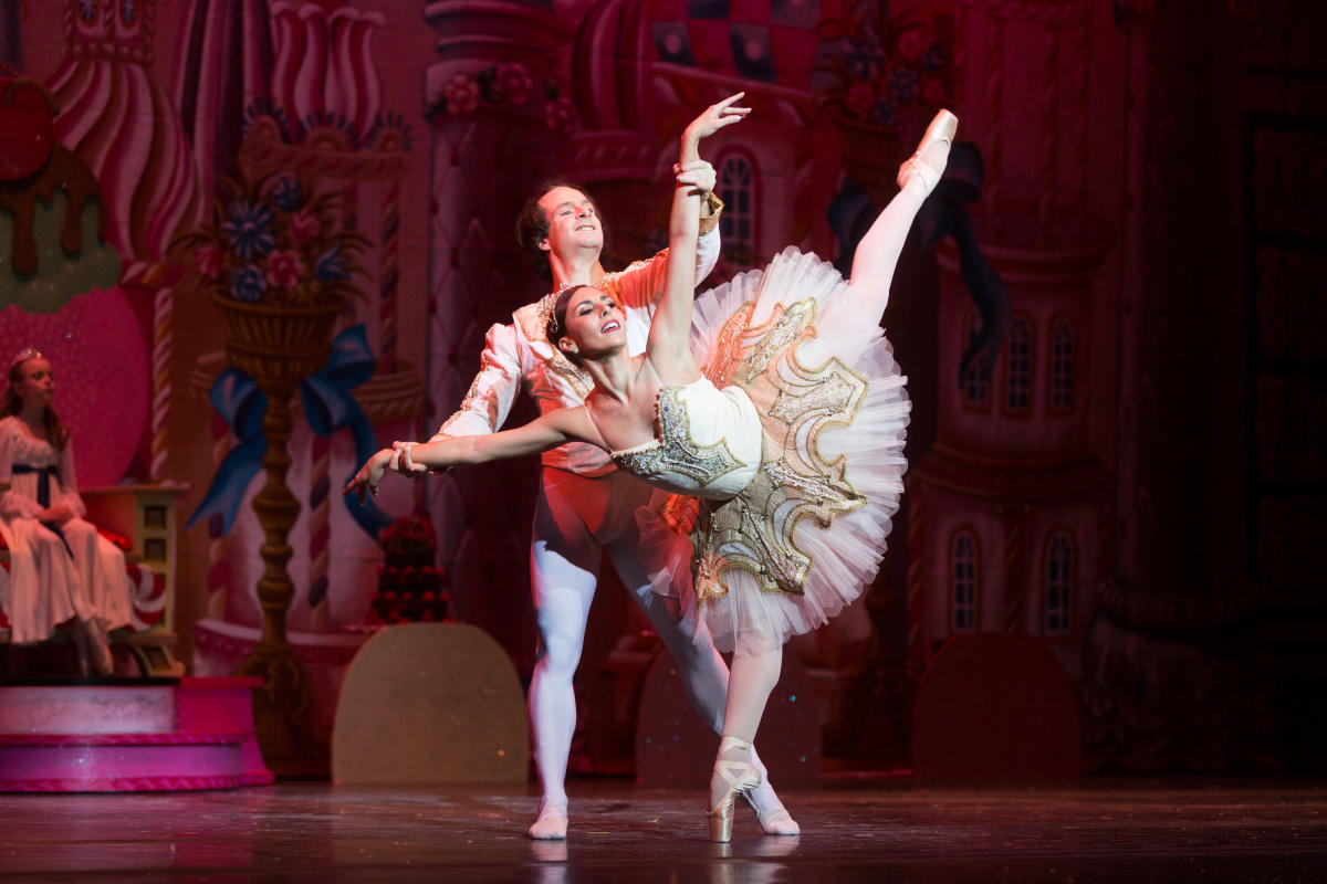 3 Tips Every Family Needs to Know to Enjoy The Nutcracker Ballet in ...