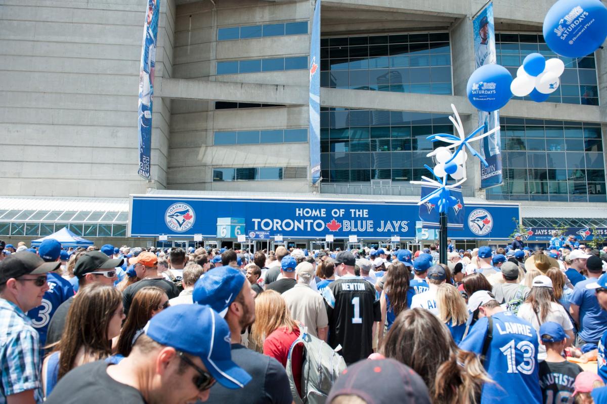Toronto Baseball Weekend for Blue Jays Fans | Game Day & Playoff Energy