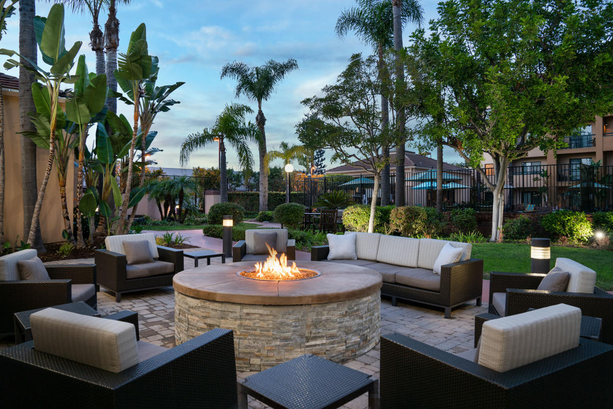 Group Accommodations | Travel Santa Ana