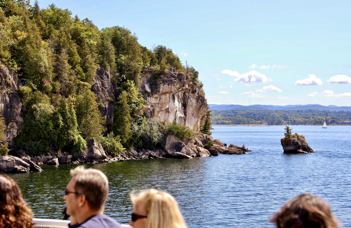 5 Ways to Experience Fall Foliage in Burlington, VT