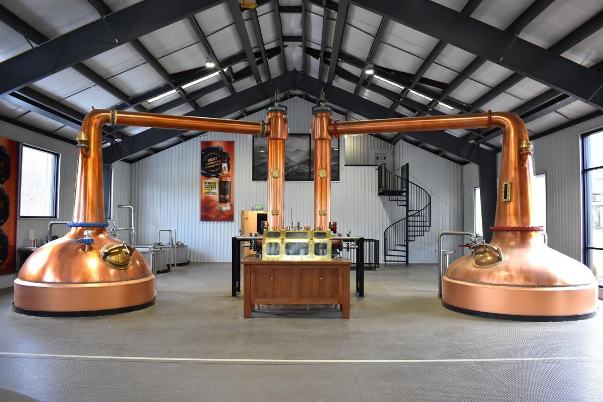 Raise Your Spirits at These 13 Virginia Distilleries