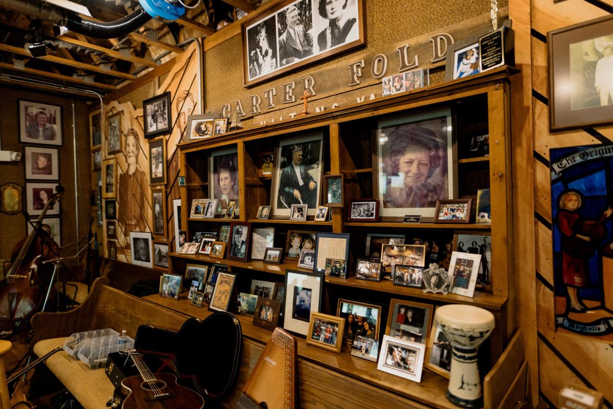 Unbroken Circle: The Carter Family’s Legacy and How to Find it in ...