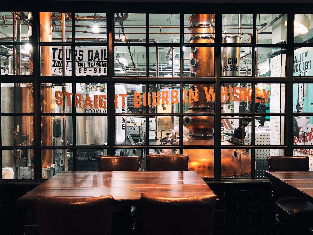 The Guide to Bourbon & Whiskey Distilleries in Virginia