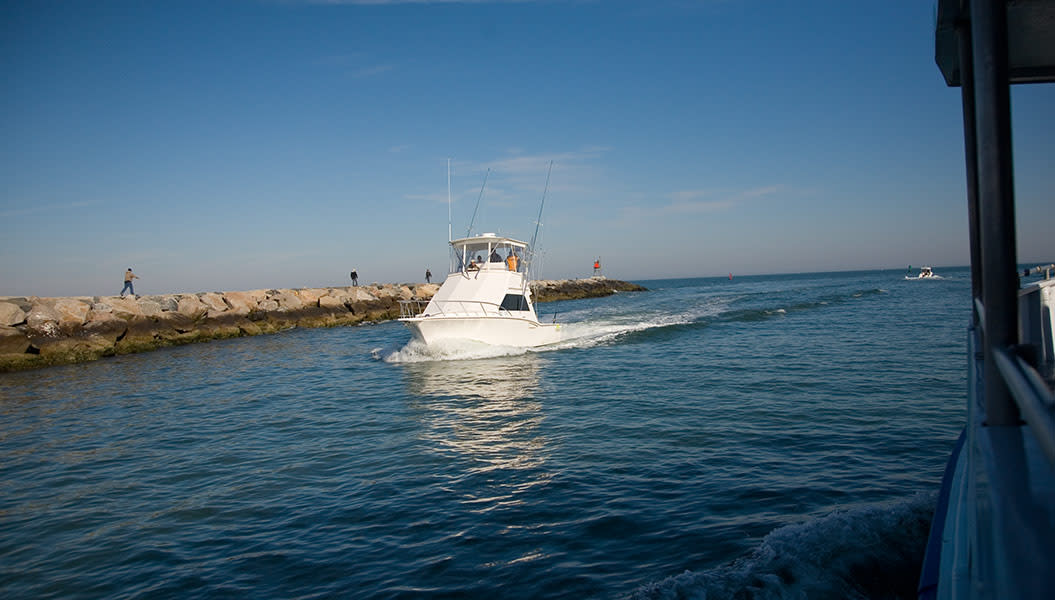 Virginia Beach Winter Getaway - Virginia Is For Lovers