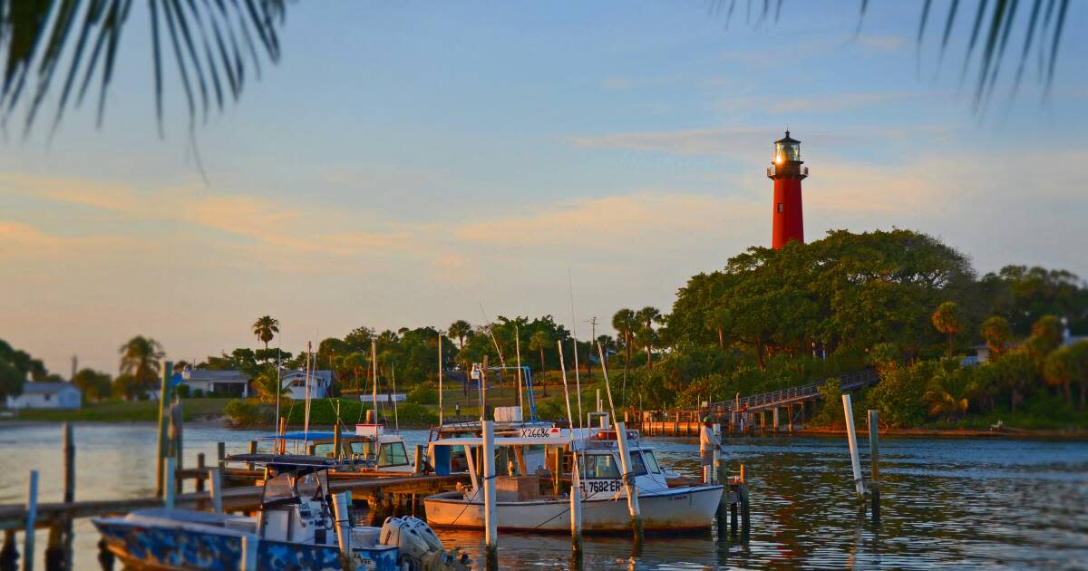 Lighthouses of Florida: a Little History, a Lot of Fun