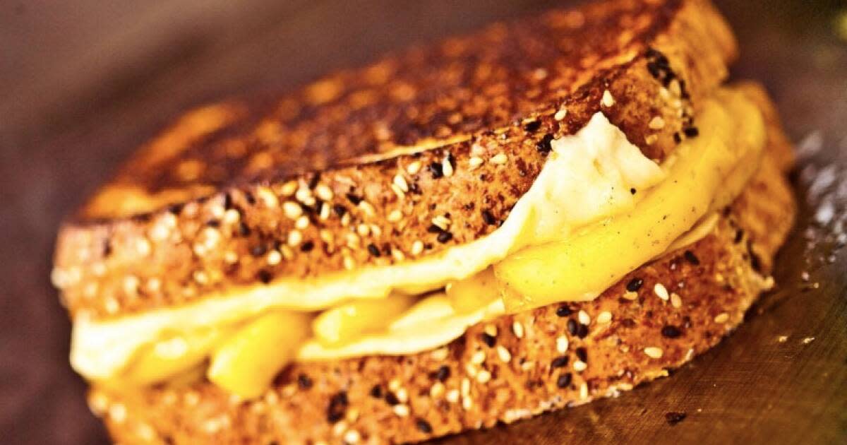 Ms. Cheezious Miami: Best Grilled Cheese & Tomato Soup in Town