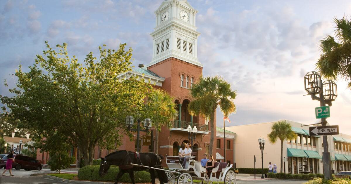 The Palace Saloon of Fernandina Beach: The Oldest Bar in Florida