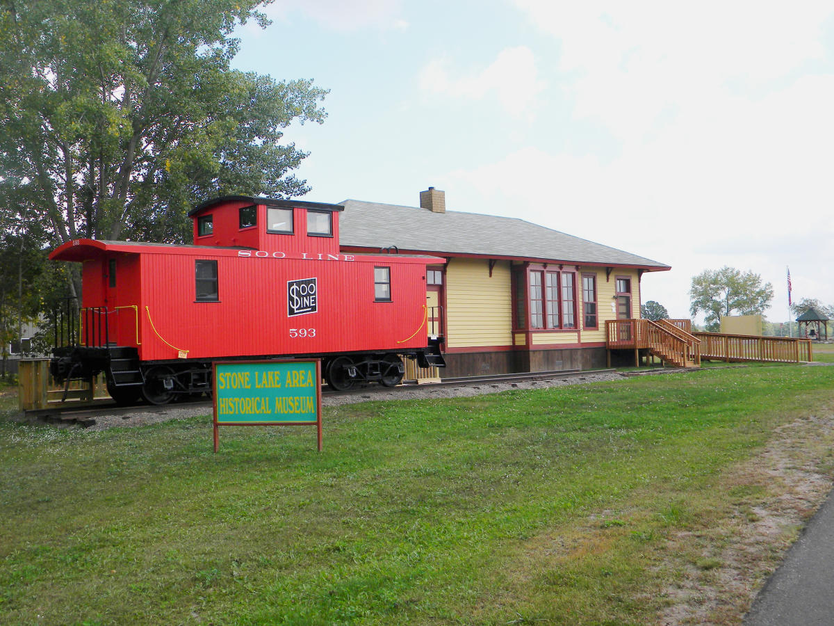 What to Do in the Stone Lake Area