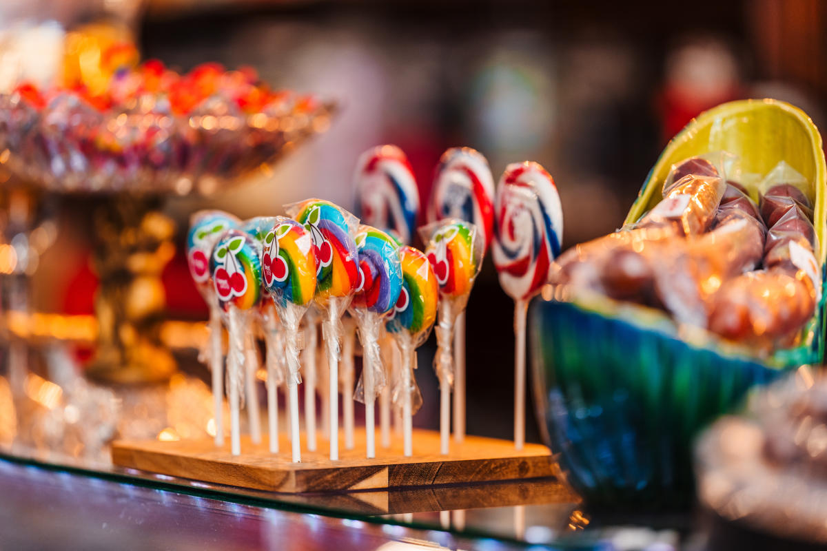 Dining Divas & Dudes Taste McCord Candies