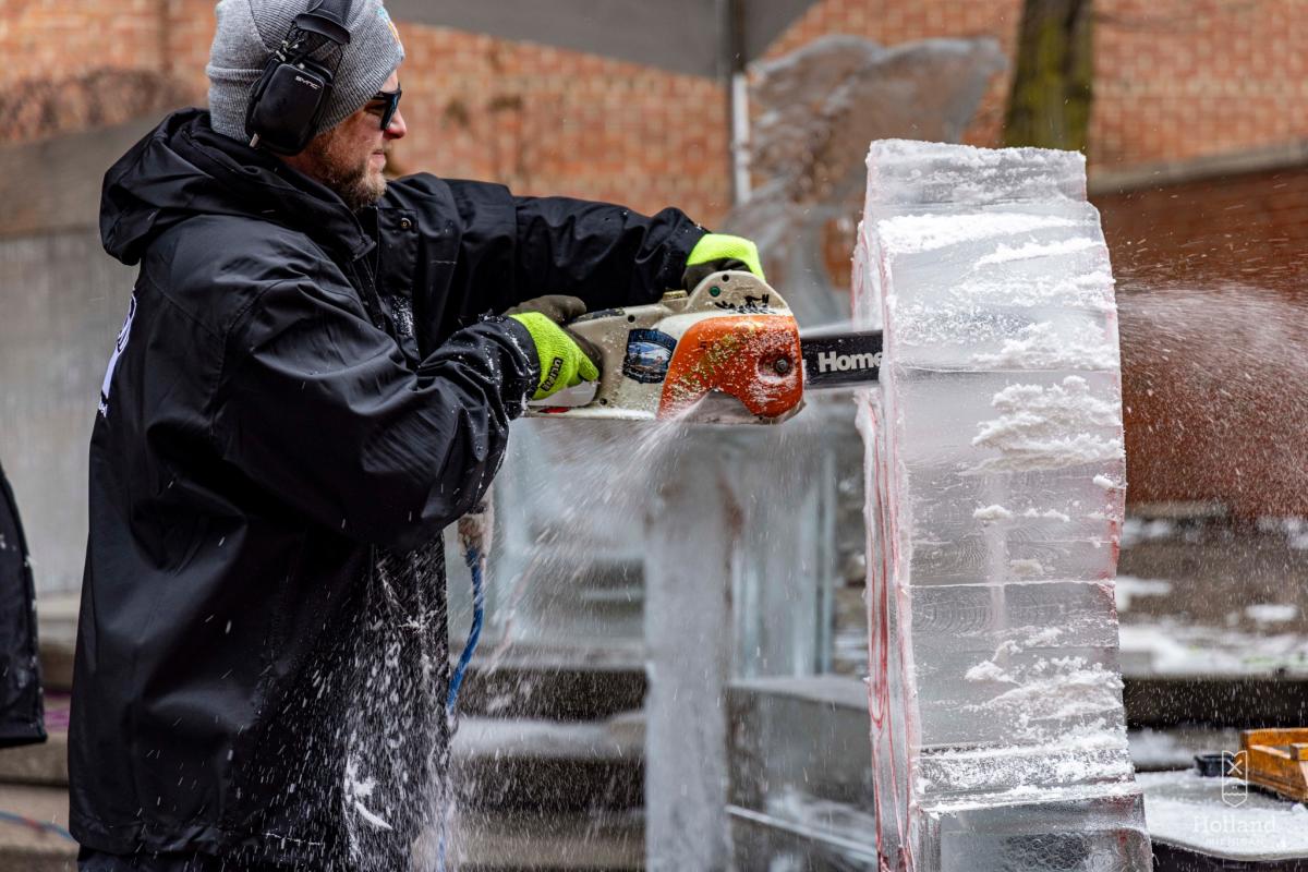 Popular Holland on Ice Event Returns to Downtown Holland February 7 - 8