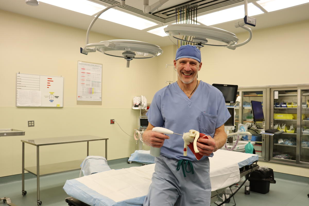 LRH SURGEON FIRST IN THE STATE TO ADOPT INNOVATIVE ORTHOPEDIC SURGICAL ...
