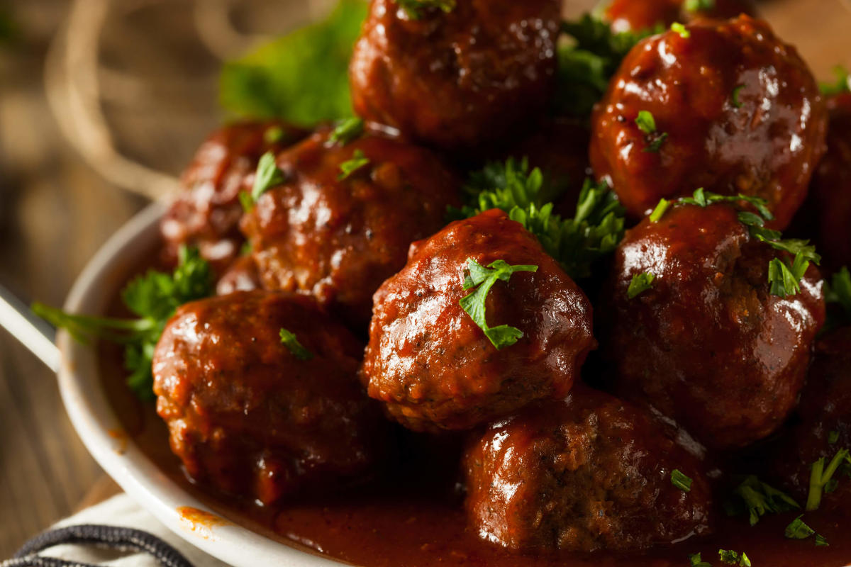Cranberry Pinot noir Meatballs