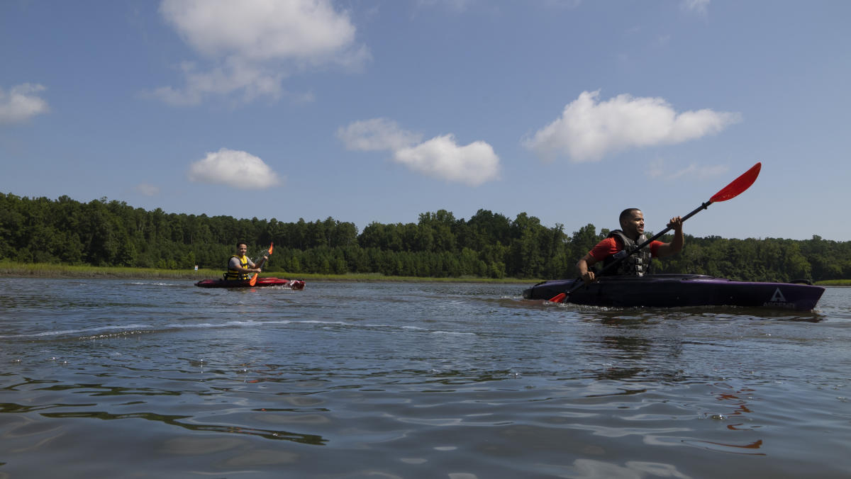 Kayaking, Canoeing & Paddleboarding in Williamsburg, VA | Visit ...