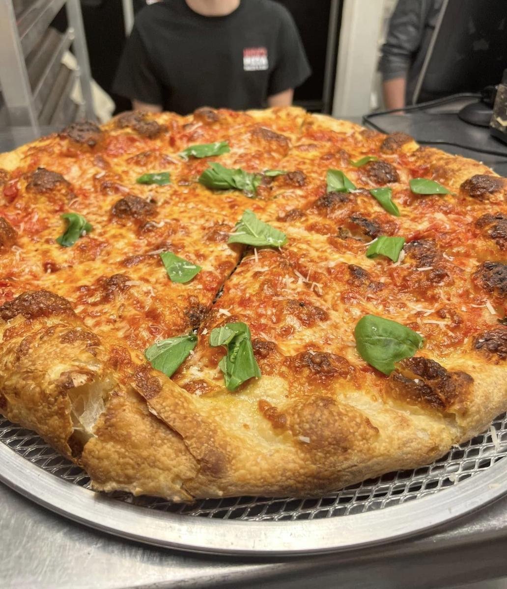 Nick’s Pizza Parlour: Where Internet Fame Meets Old-School Flavor