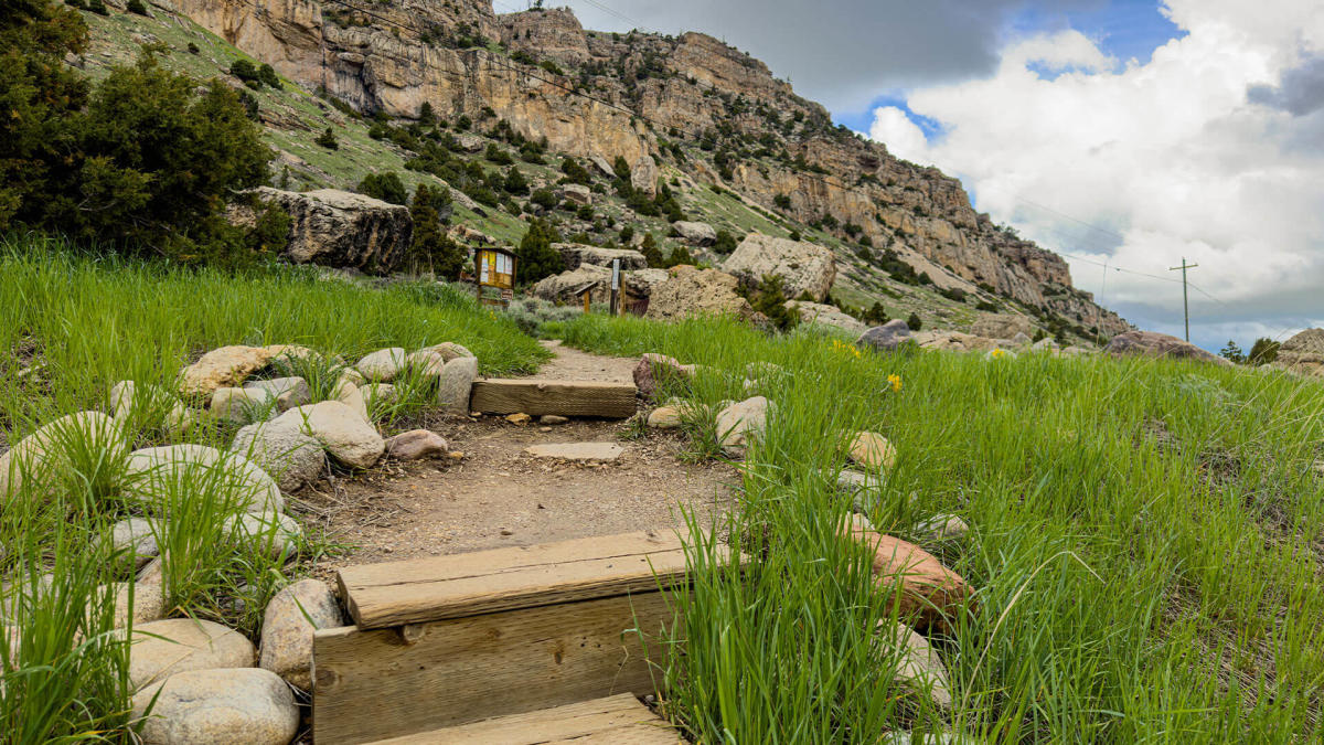 7 Incredible Wyoming Rock Climbing Destinations