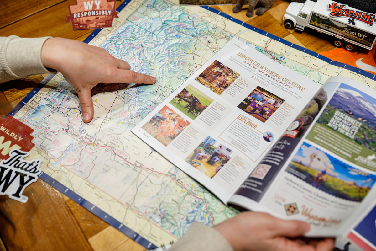 Free Wyoming State Road Map | ??Wyoming Travel Guide And Map